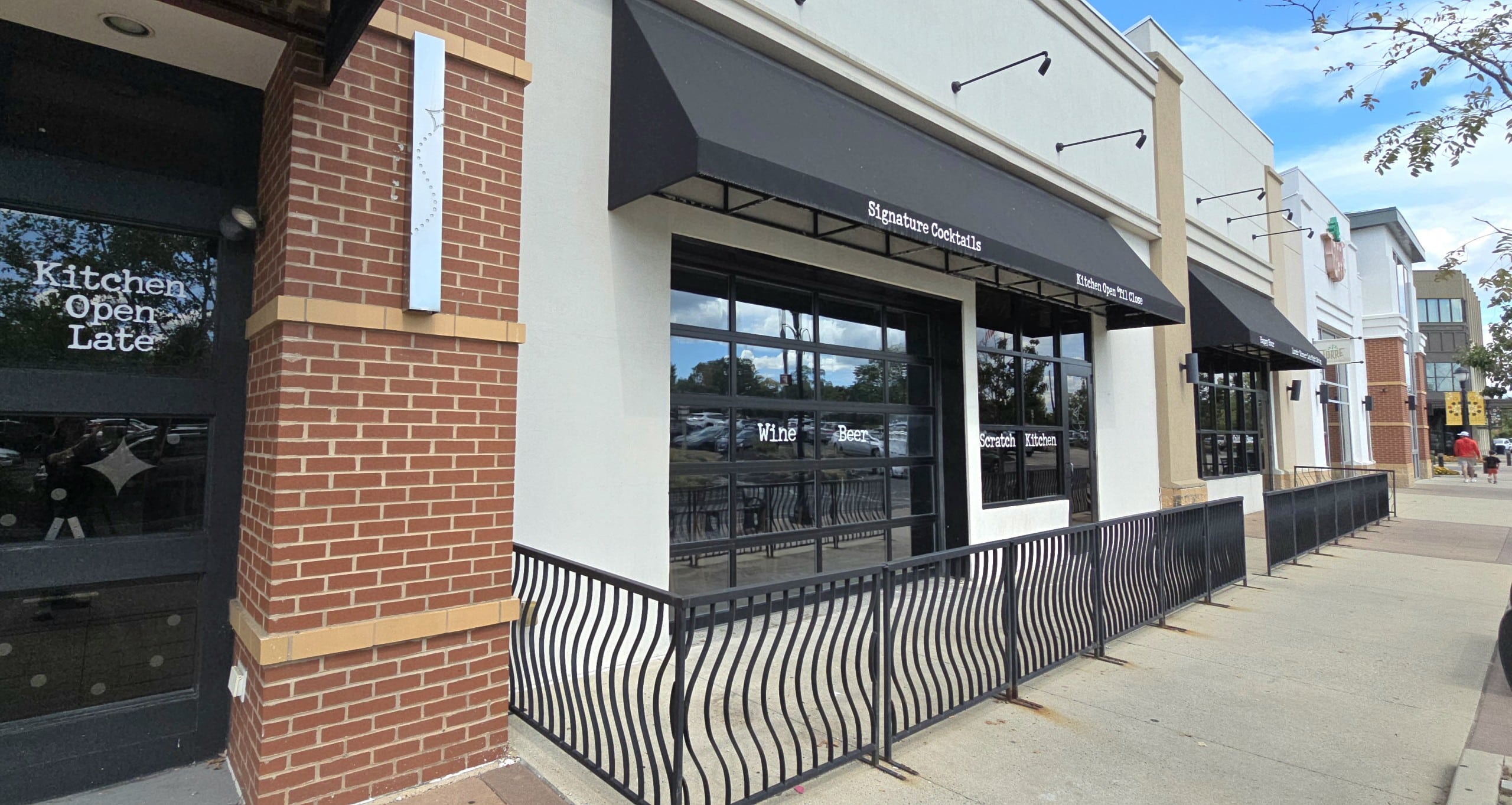 Restaurant at Promenade Abruptly Closes – Saucon Source