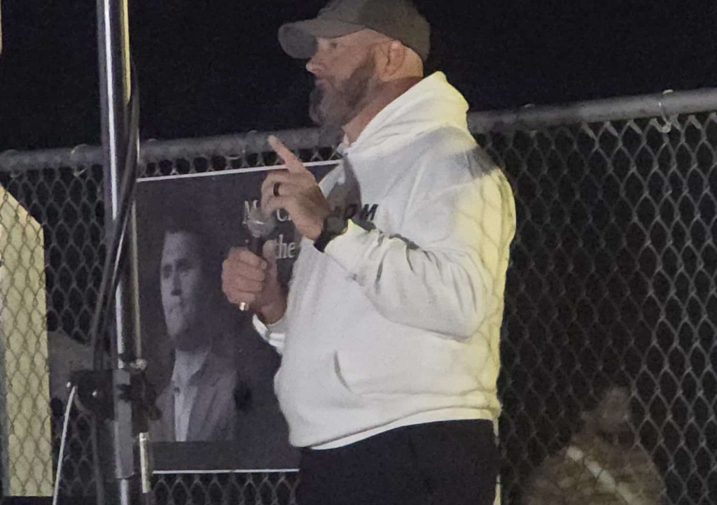 Hundreds Gather at Charlie Kirk Vigil in Hellertown – Saucon Source